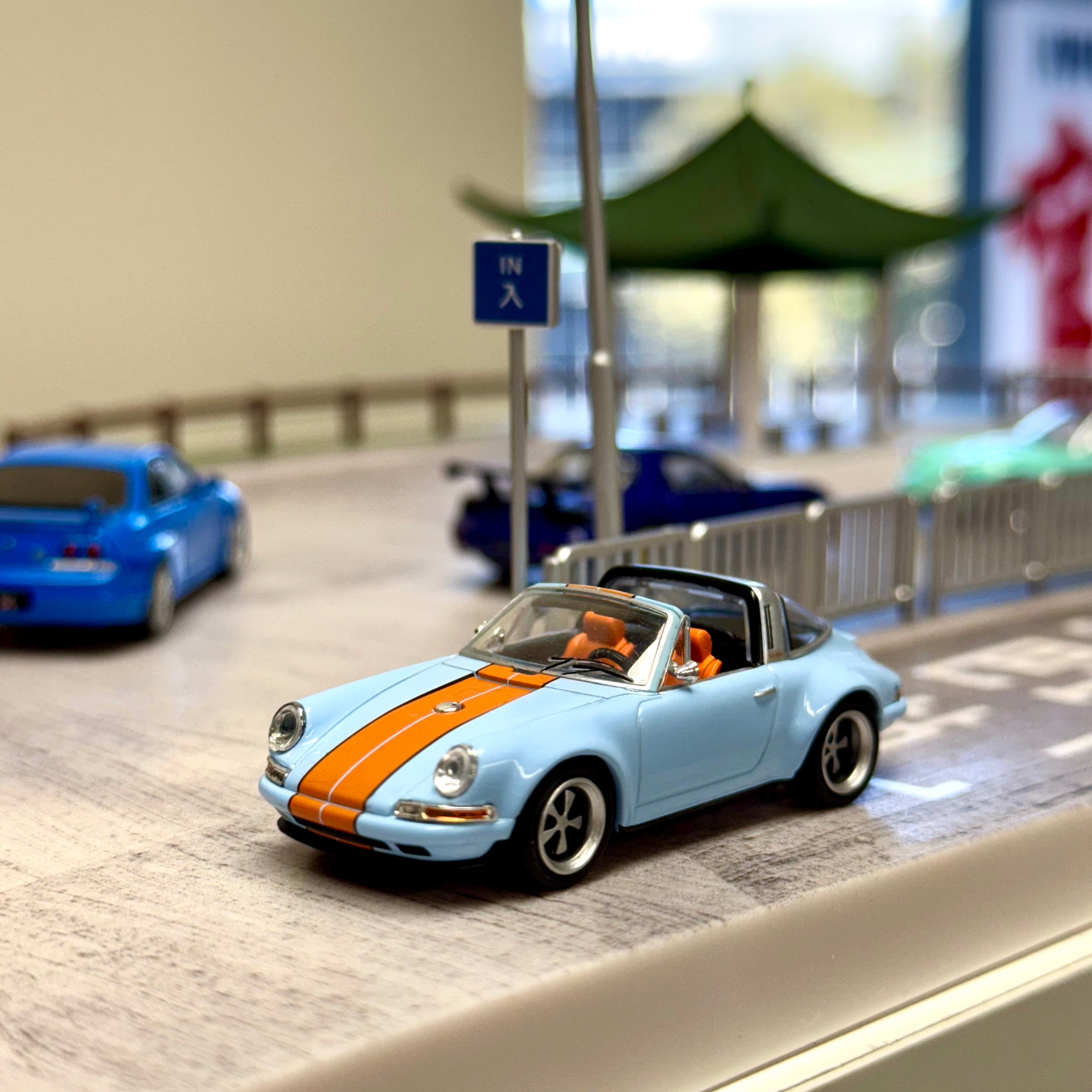 Diecast District – 1:64 Car Models & Dioramas | Misc. Etc.